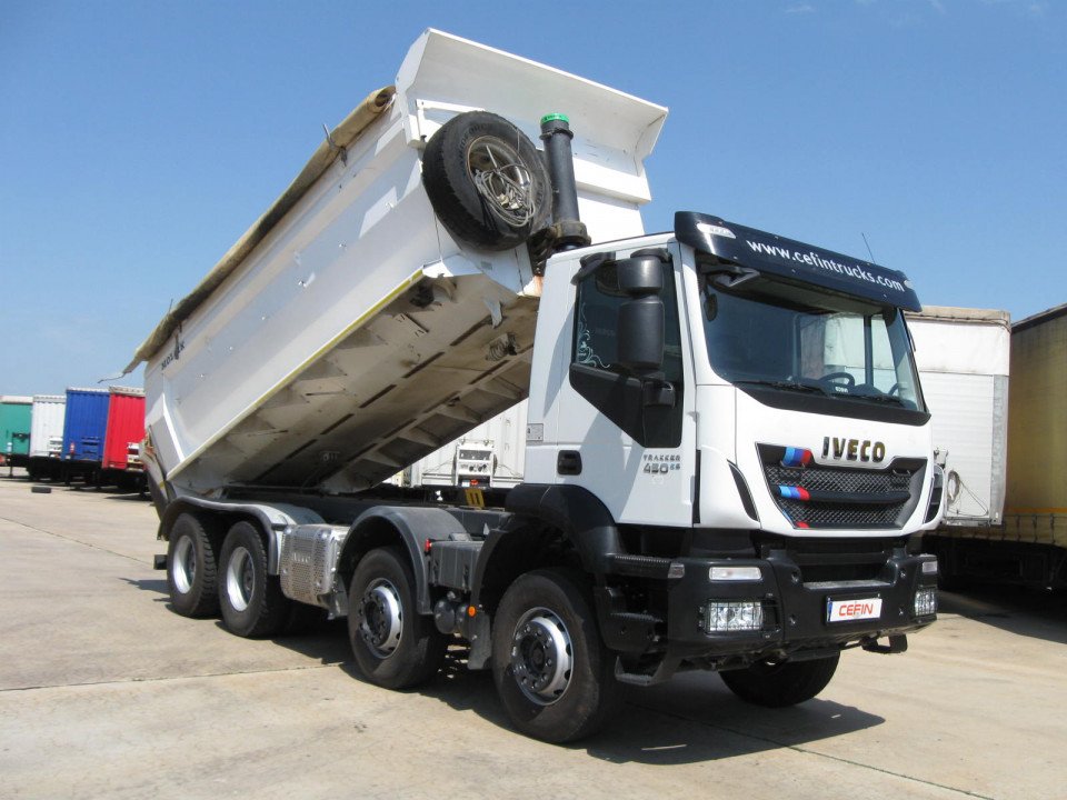 Basculanta Iveco Ad410t Cod: 77634 | Cefin Trucks