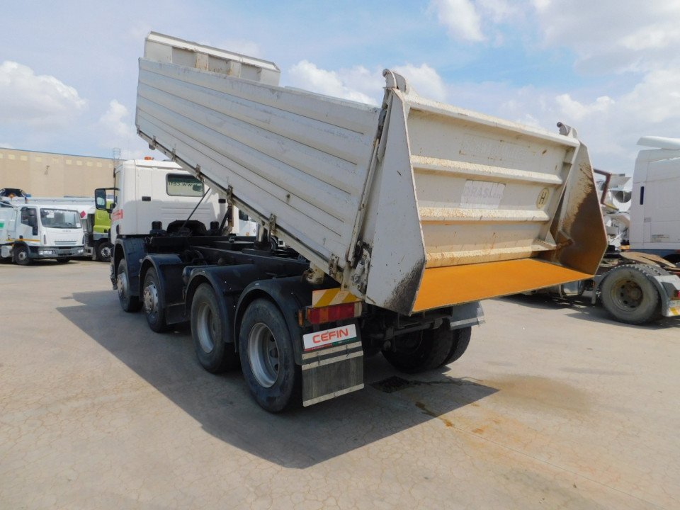 Scania P124cb8x4hz420 Cod: 78784 | Cefin Trucks